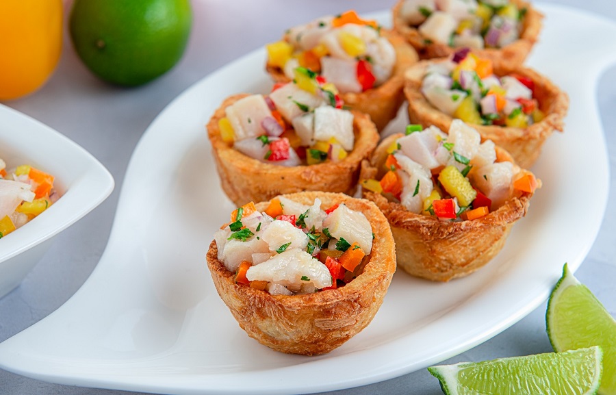 Ceviche de Pescado con Mangó en Copitos de Yuca GOYA® - Placeres