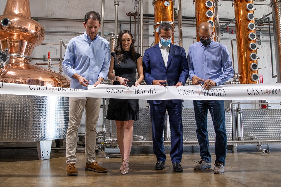 Inauguran Destilería Vodka Casa Bravada - Placeres