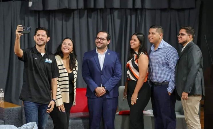 Evento Laboral para Estudiantes - Placeres