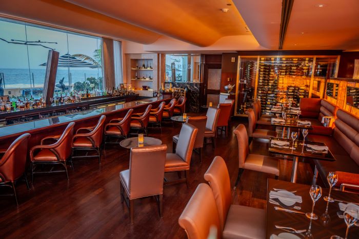 Marabar by 1919: Champagne & Caviar - Placeres